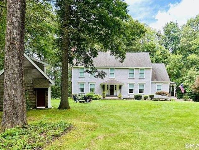 4 bedroom, Portland CT 06480 104848497