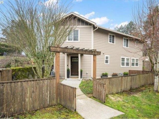 4 bedroom, Portland OR 97239 LS89909004