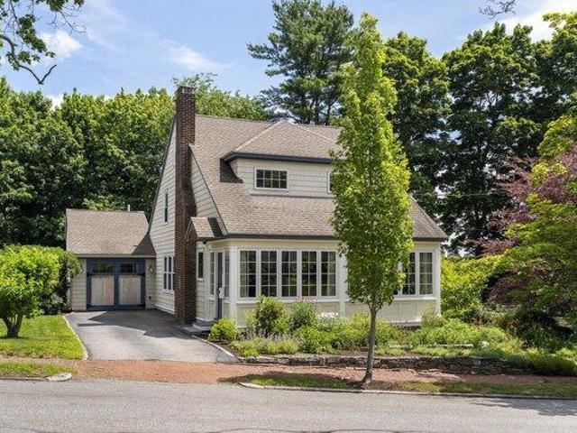 4 bedroom, Portland ME 04103 104717075