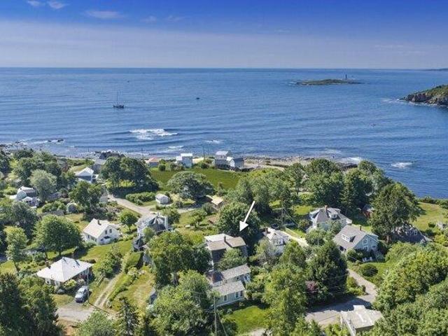 4 bedroom, Portland ME 04108 104811222