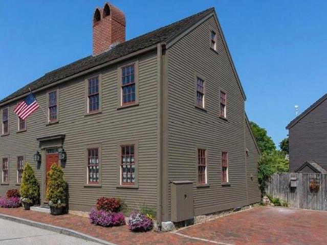 4 bedroom, Portsmouth NH 03801 105093801