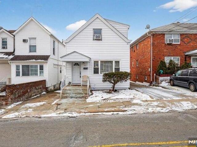4 bedroom, Paterson NJ 07502 LS101898046