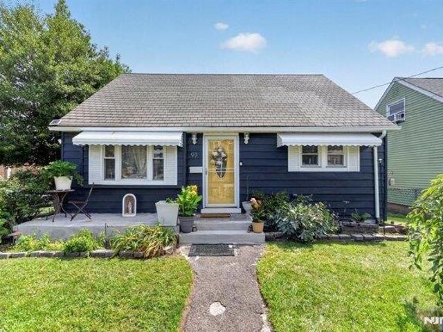 4 bedroom, Paterson NJ 07503 104870164