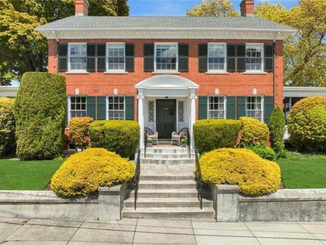 4 bedroom, Pawtucket RI 02860 LS103020456