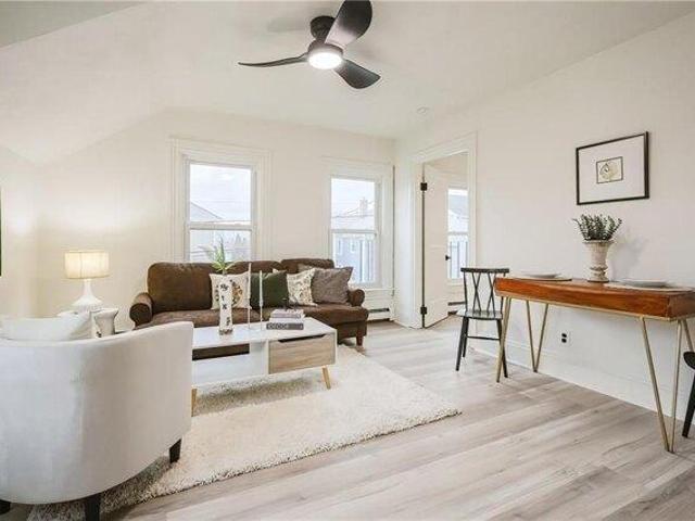 4 bedroom, Pawtucket RI 02860 102090385