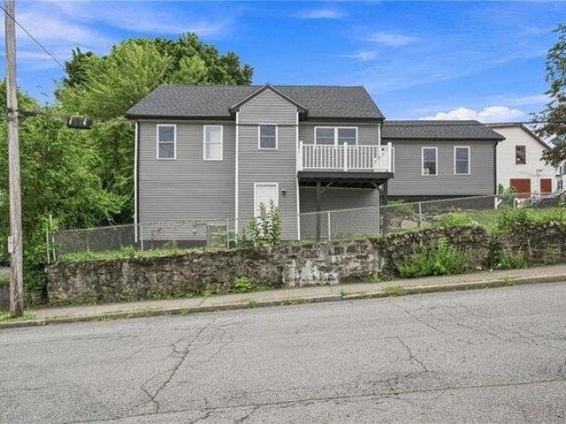 4 bedroom, Pawtucket RI 02860 104687376