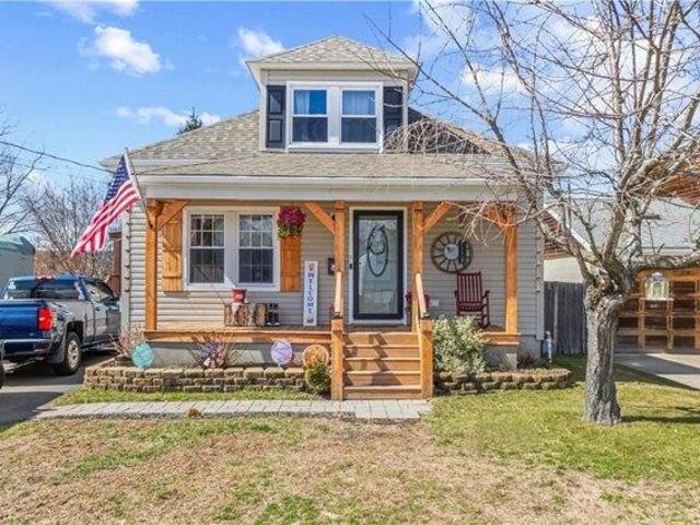 4 bedroom, Pawtucket RI 02861 LS102409332