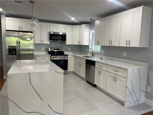 4 bedroom, Pawtucket RI 02861 103600554