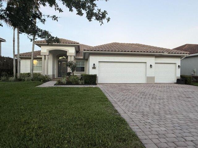 4 bedroom, Palm City FL 34990 104900217
