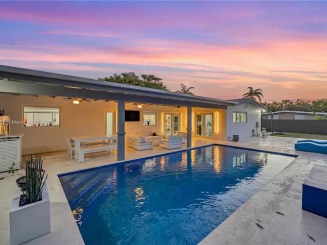 4 bedroom, Palmetto Bay FL FL 33158 102715807