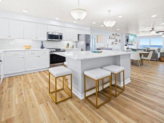 4 bedroom, Panama City Beach FL 32408 88293402