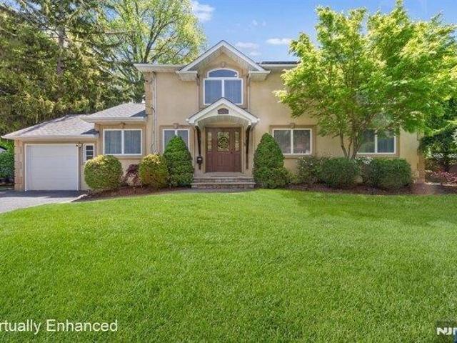 4 bedroom, Paramus NJ 07652 LS102777211