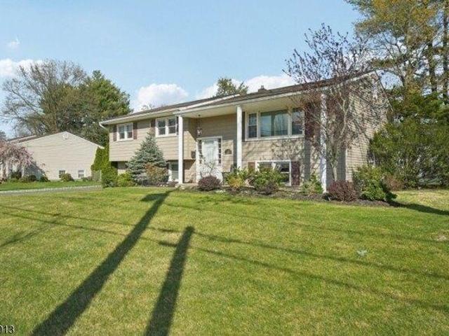 4 bedroom, Paramus NJ 07652 LS102727407
