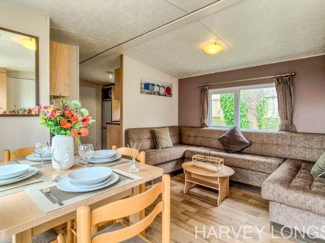 4 bedroom park home for sale