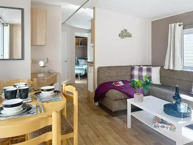 4 bedroom park home for sale