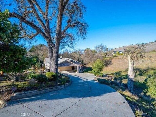 4 bedroom, Paso Robles CA 93446 89709837