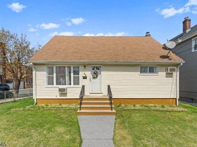 4 bedroom, Passaic NJ 07055 103159474