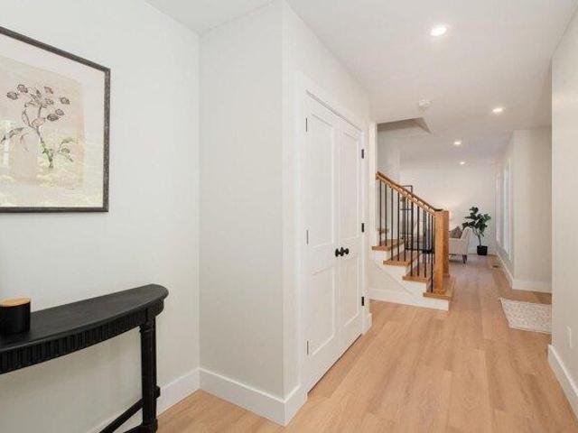 4 bedroom, Peterborough NH 03458 105094647
