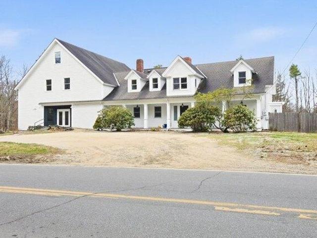 4 bedroom, Peterborough NH 03458 105095085