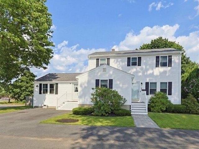 4 bedroom, Peabody MA 01960 104543707