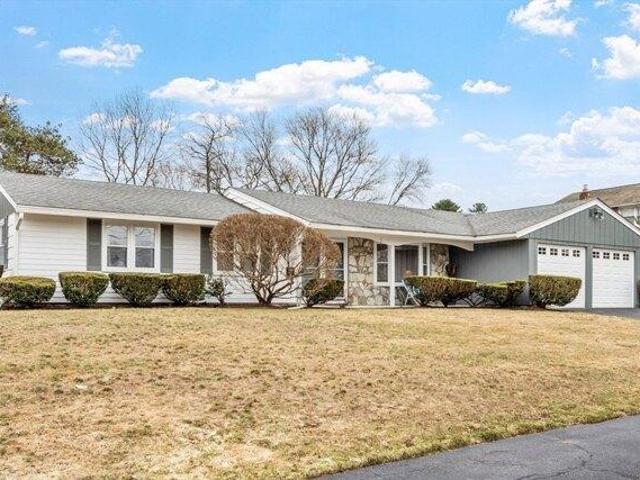 4 bedroom, Peabody MA 01960 LS102728494