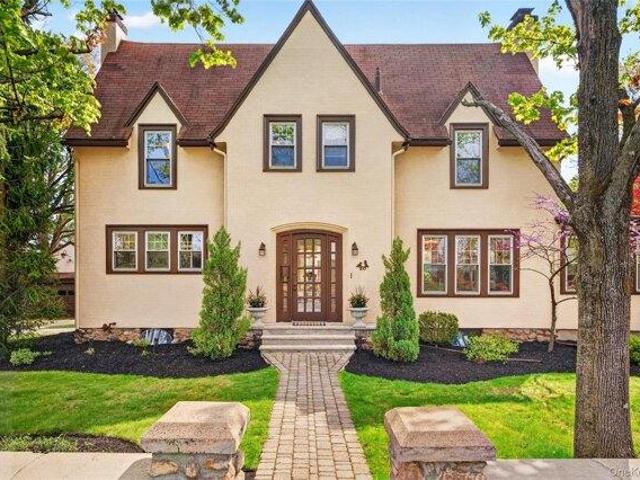 4 bedroom, Pearl River NY 10965 LS101783103