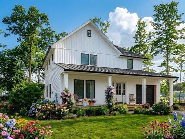 4 bedroom, Pearl River NY 10965 LS101801155