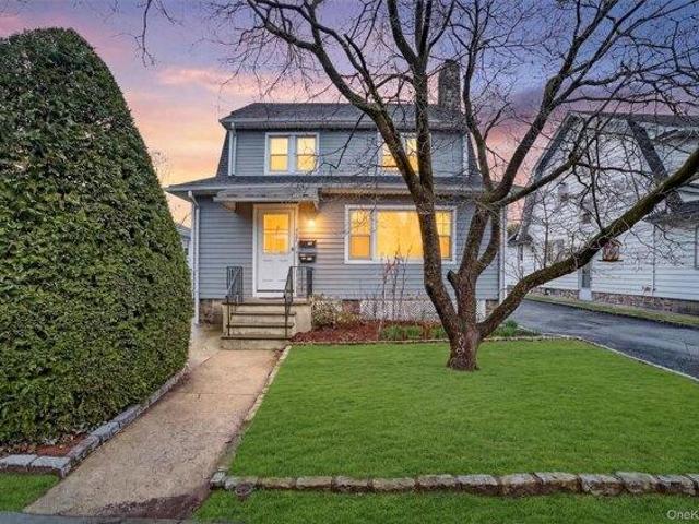 4 bedroom, Pelham NY 10803 102279670