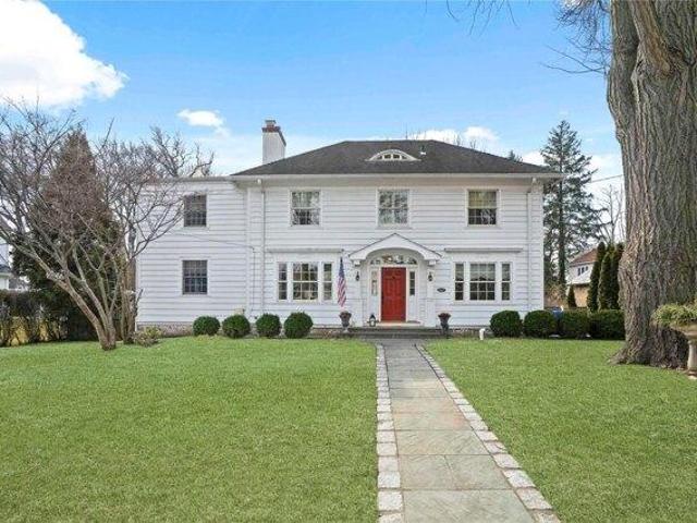 4 bedroom, Pelham NY 10803 88242877
