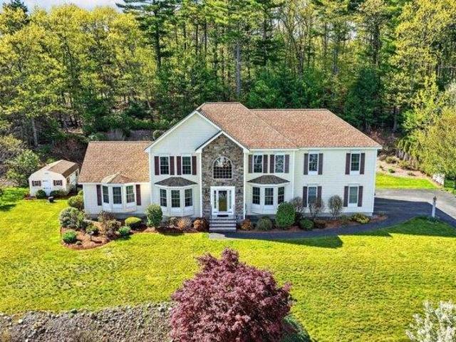 4 bedroom, Pelham NH 03076 102347094