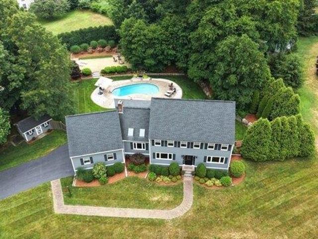 4 bedroom, Pembroke MA 02359 104190806