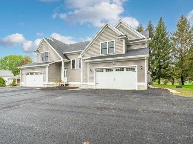 4 bedroom, Pembroke NH 03275 LS101576444