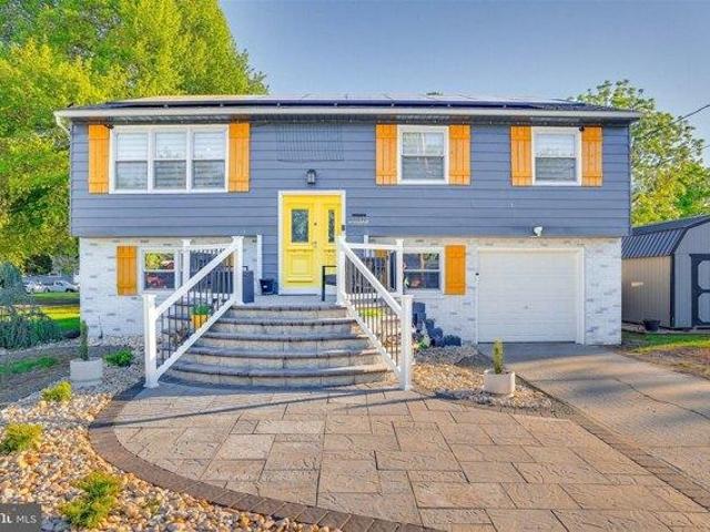 4 bedroom, Pennsville NJ 08070 102475660