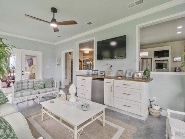 4 bedroom, Pensacola FL 32514 104900131