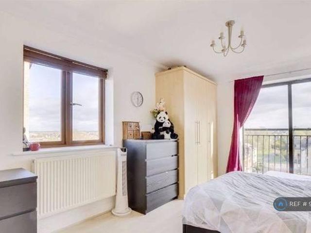 4 bedroom penthouse for rent in Broughton Milton Keynes MK10