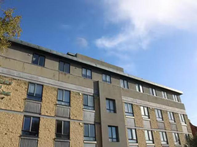 4 bedroom penthouse for rent in Central Yeovil, Somerset, BA20