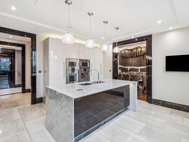4 bedroom penthouse for sale in Ebury Square, London, SW1W