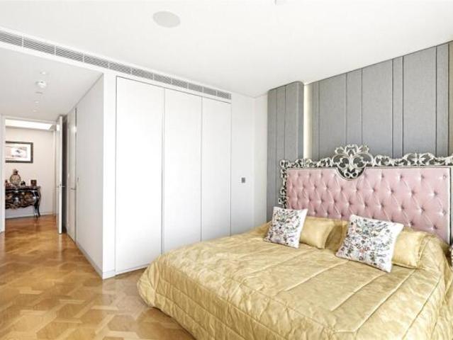 4 bedroom penthouse for sale in Pearson Square, London, W1T