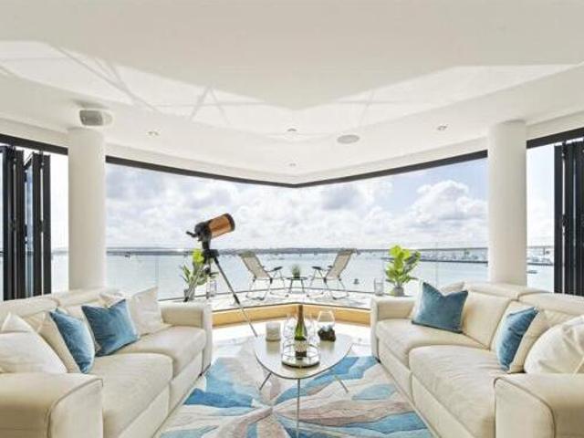 4 Bedroom Penthouse For Sale In Poole, Dorset