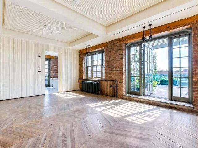 4 bedroom penthouse to rent