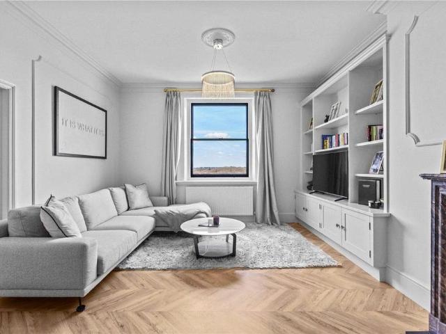 4 bedroom penthouse to rent