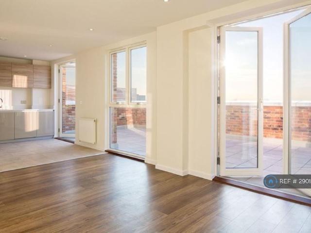 4 bedroom penthouse to rent