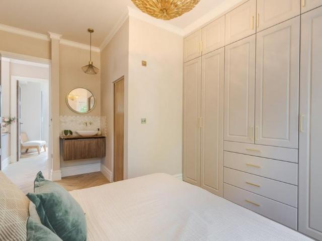 4 bedroom penthouse to rent