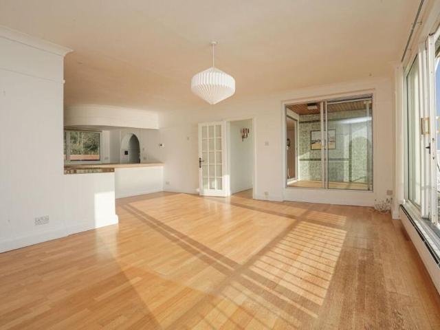 4 bedroom penthouse to rent