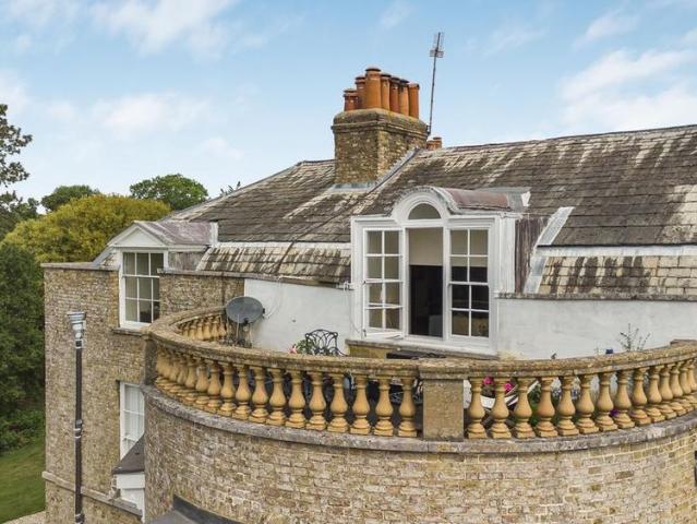 4 bedroom penthouse to rent