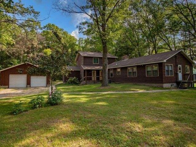 4 bedroom, Pentwater MI 49449 LS92984447