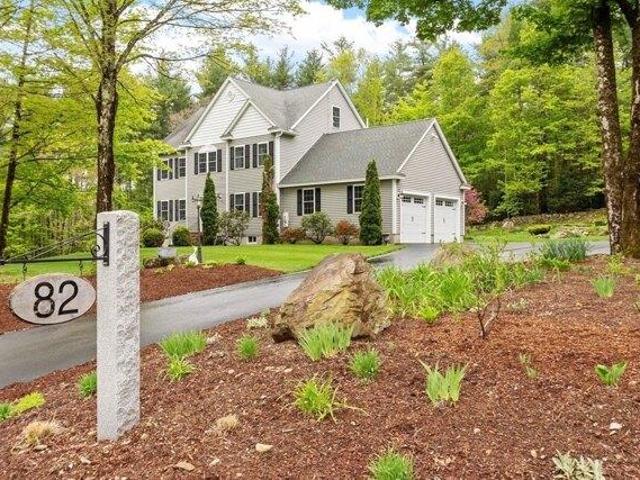 4 bedroom, Pepperell MA 01463 104811974