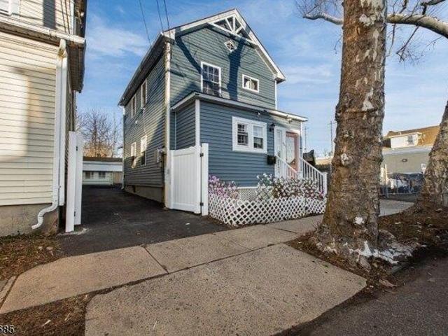 4 bedroom, Perth Amboy NJ 08861 LS101751068
