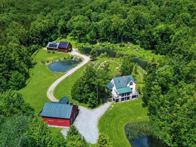 4 bedroom, Peru VT 05152 105108267