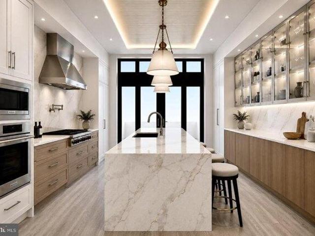 4 bedroom, Philadelphia PA 19103 103622868